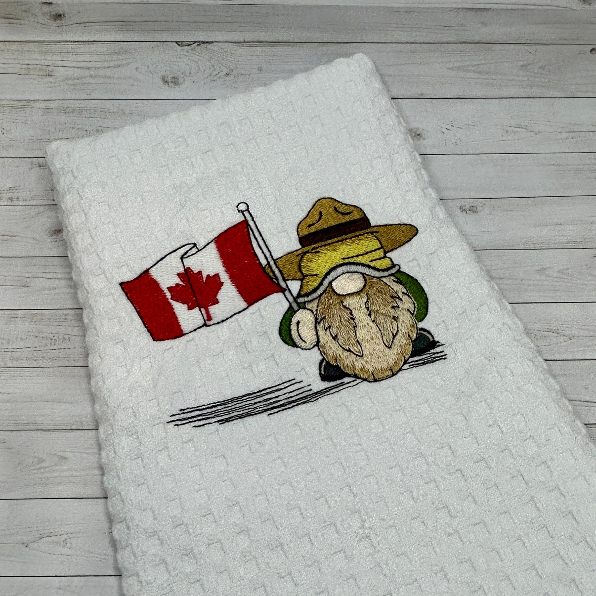 Canadian Gnome – Maple & Rose